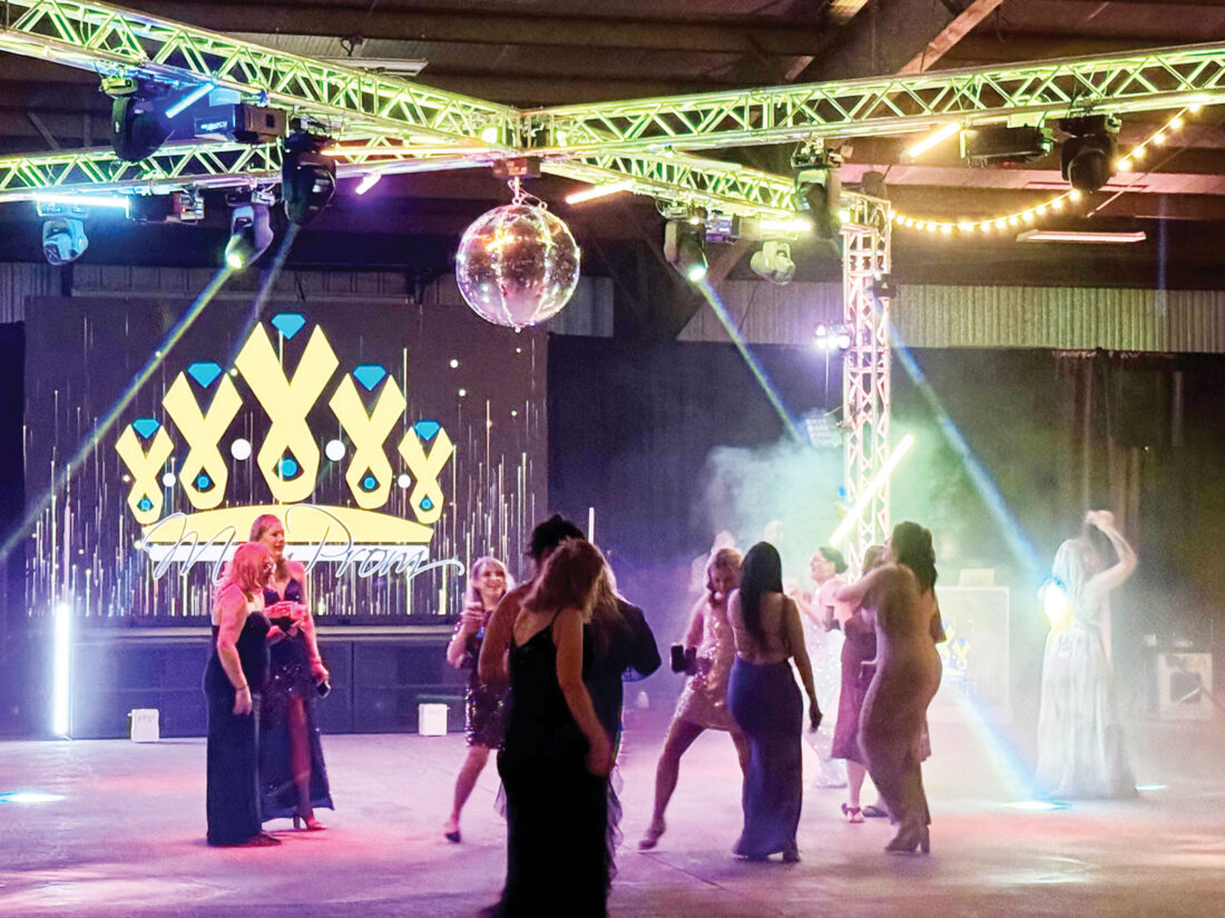 Absolutely Fabulous! BrAva Mom Prom again raises funds for families ...